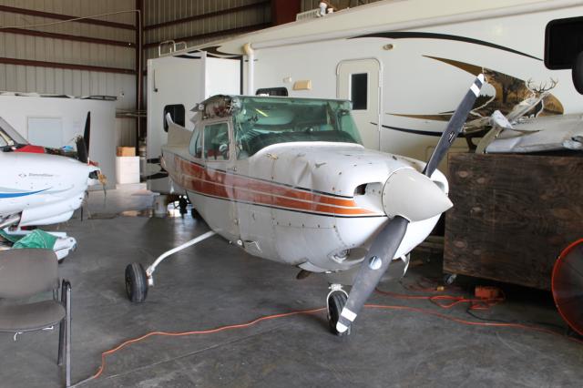 Texas Air Salvage parting out: 1981 Cessna 172RG || Used Aircraft Parts