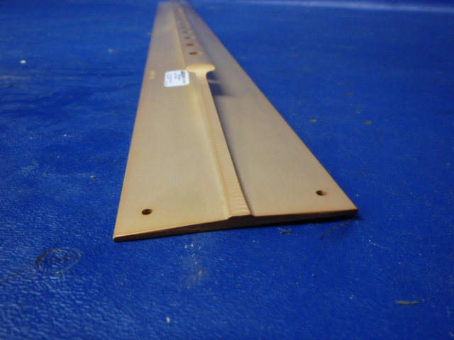 McFarlane MC2414002-1 Seat Rail-Outboard LH & Inboard RH(See Details ...