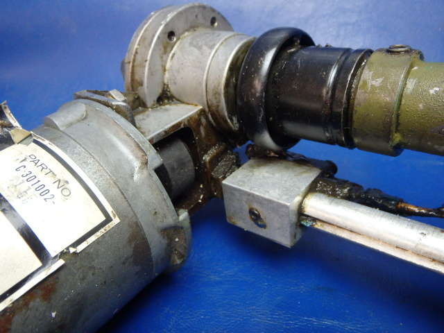 Cessna C301002-0110 Flap-Actuator & Motor