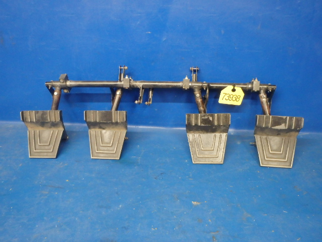 Cessna NPN DUAL BRAKE & RUDDER PEDAL BAR
