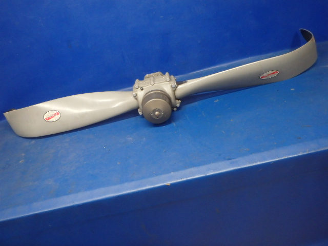 Hartzell HC-C2YK-1BF/F8 PROPELLER (HUB ONLY- no blades)