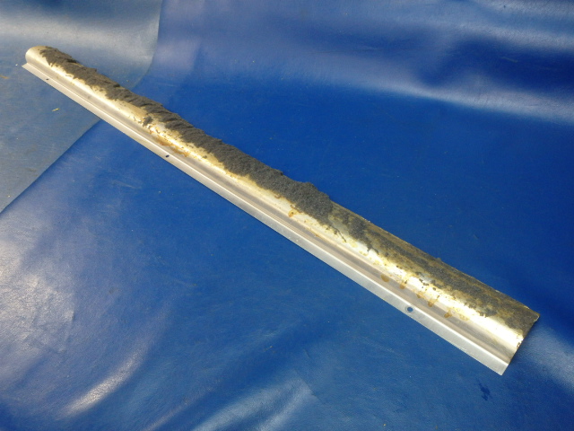 Piper 62539-00 CHANNEL - Spar box top