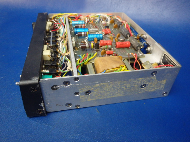 King 066-1024-03 KMA-20 MARKER BEACON RECEIVER ISOLATION AMPLIFIER