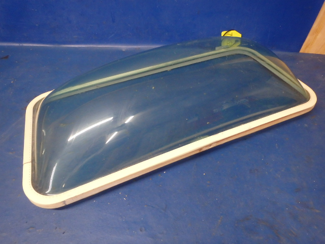 Cessna SET WINDOW ASSEMBLY-CABIN DOOR (LH) AND (RH) FRAME WITH BUBBLE ...