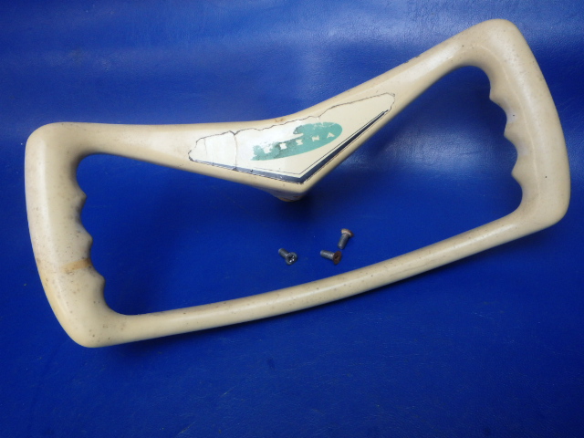 Cessna 0513167-14 CONTROL WHEEL 1 inch (Cracked at rivet top and bottom ...