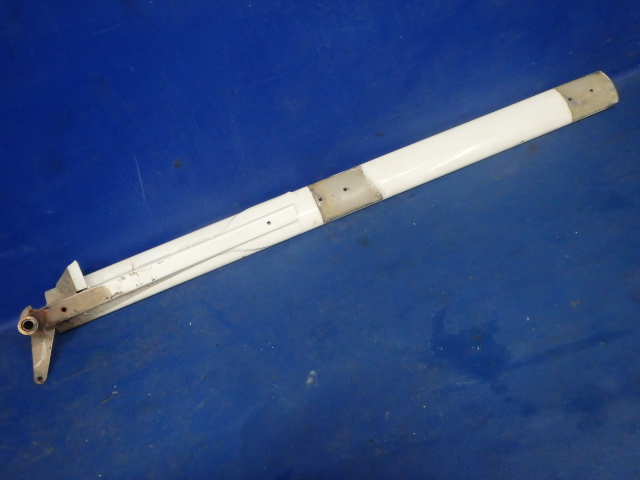 Cessna 0811946-25 STRUT - RETRACTABLE ENTRANCE STEP