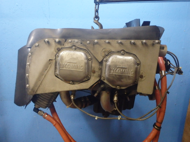 Lycoming O-320-E2A . Engine w/Accessories