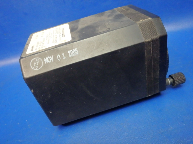 Garmin 013-00049-01 MD200-206 GARMIN GI-106A GLIDESLOPE INDICATOR 14/28 VDC