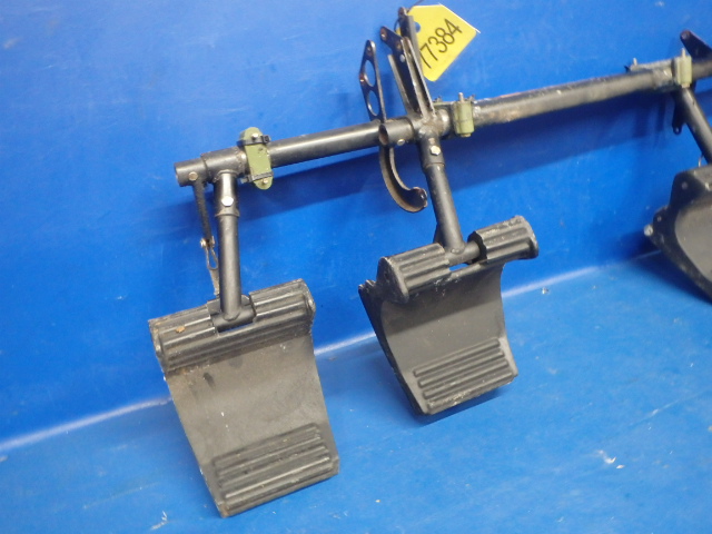 Cessna SET Rudder Pedal(Set)