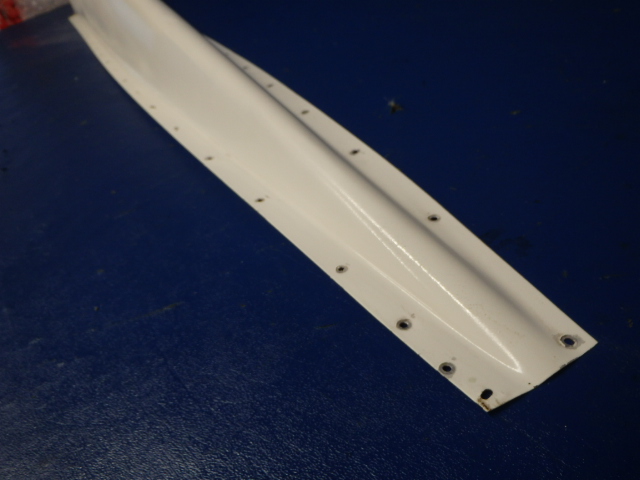 Beechcraft 169-440013-9 FAIRING DORSAL FWD