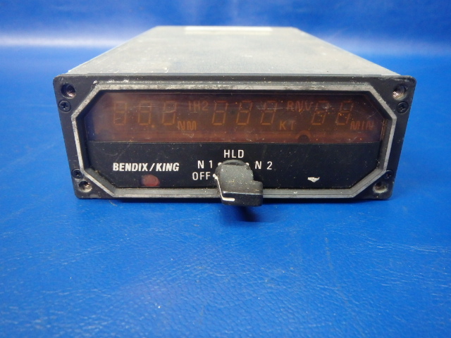 Bendix King 066-1069-00 DME Indicator KDI 572