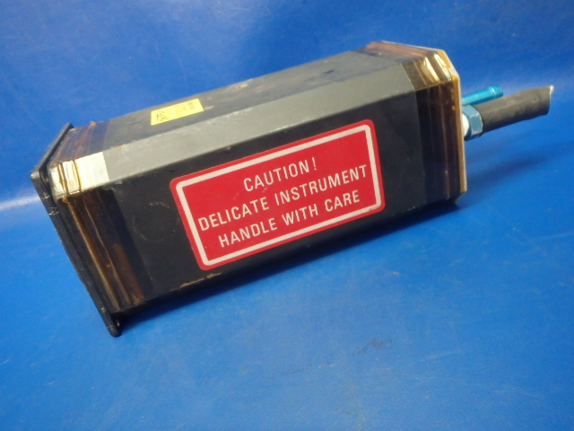 King 060-0017-00 KI-256 Flight Command Indicator (AP output) 14/28V