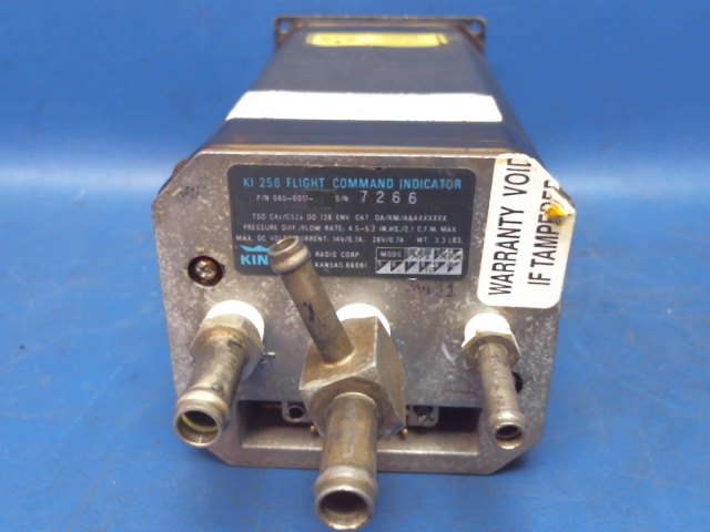 King 060-0017-00 KI-256 Flight Command Indicator 14/28V