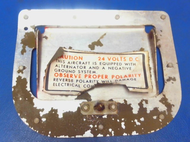 Cessna 1252005-1 DOOR - External Power