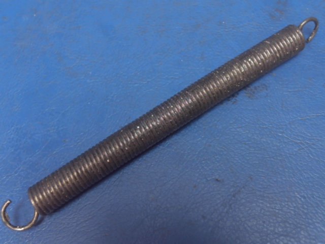 Cessna LE049D14MW SPRING - NOSE GEAR DOOR