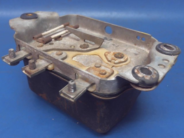 Delco Remy 0413205-10 Regulator-Voltage 35 AMP