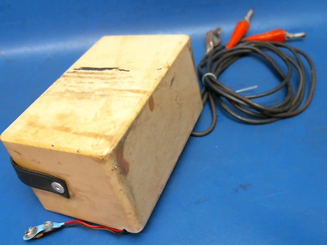 Eastern Electronics MFG E50 Synchronizer-Magneto(Model e50) - INOP -AS-IS