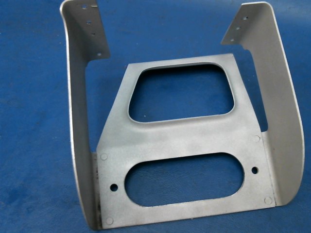 Cessna 0553018-1 Bracket-Ground Service Plug
