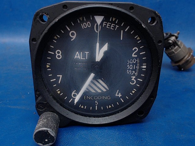 United Inst 5035P-P25 ENCODING ALTIMETER