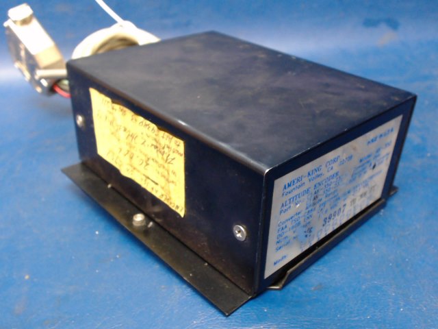 AMERI-KING AK-350 ALTITUDE ENCODER- TRANSPONDER 13.8V - 27.5V