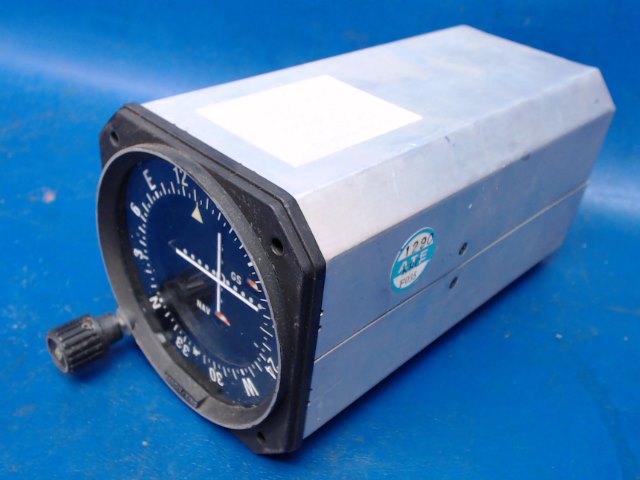 King 066-3056-01 KI 209 VOR/LOC CONVERTER & GLIDE SLOPE INDICATOR 11 to ...
