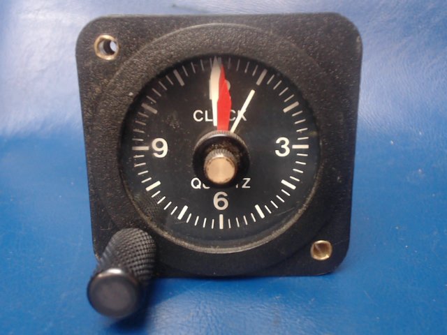 Piper 548 679 INSTRUMENT - Clock. electric (CA7287)