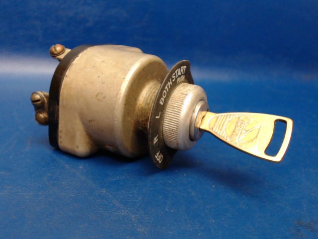 Bendix 10-357210-1A MAGNETO SWITCH-IGNITION L/R/BOTH/START w/KEY & PLACARD