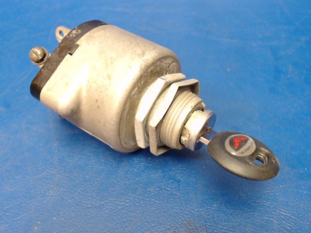 Cessna 10-357200-12 MAGNETO SWITCH-IGNITION L/R/BOTH/START w/1 KEY