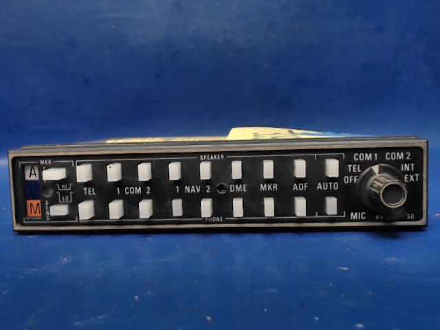 King 066-1055-03 KMA-24 Marker Beacon Receiver & Isolation Amplifiers