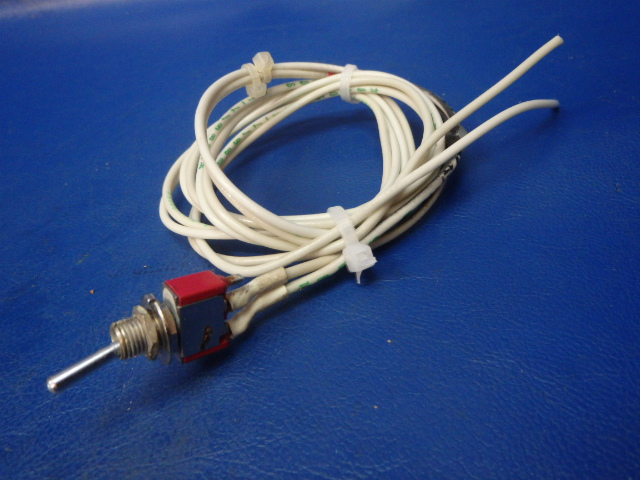 C & K 7101 Micro Toggle Switch (C&K 7101)