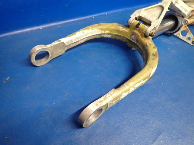 Piper 95713-04 GEAR ASSEMBLY - Nose (less tire tube wheel assembly ...