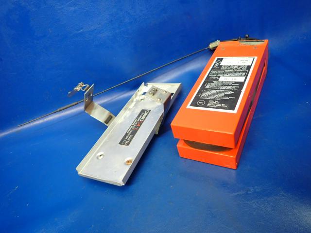 Narco ELT-10 TSO-C91 Emergency Locator Transmission w/alkaline battery pack