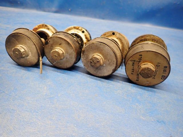 BARRY CONTROLS Set Shock Mounts Qty. 4