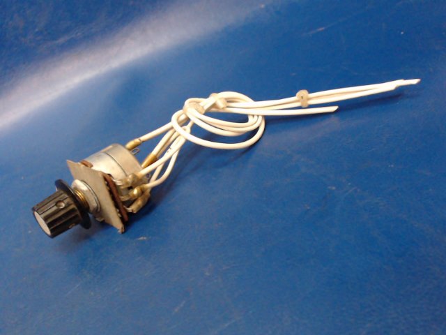 Piper NPN Rheostat-Light Dimmer Switch