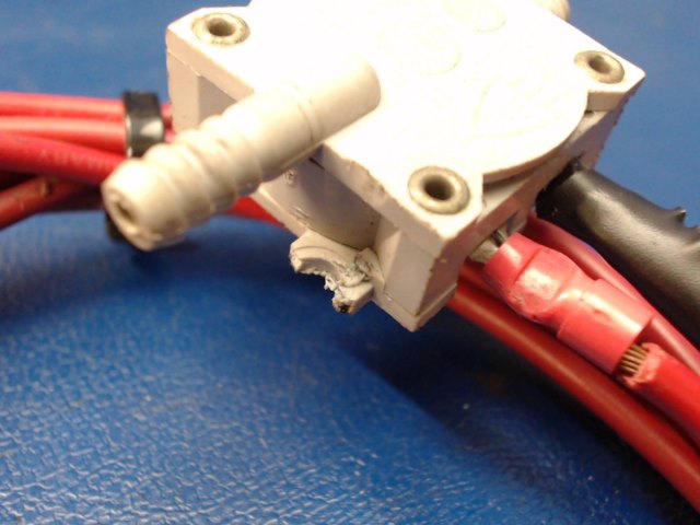 Micro Pneumatic Logic 501 Pressure Sensor Switch (See Details)