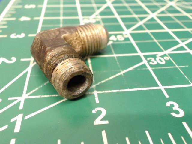 Continental TSIO-360-EB1 MS20822-6 90dg Elbow