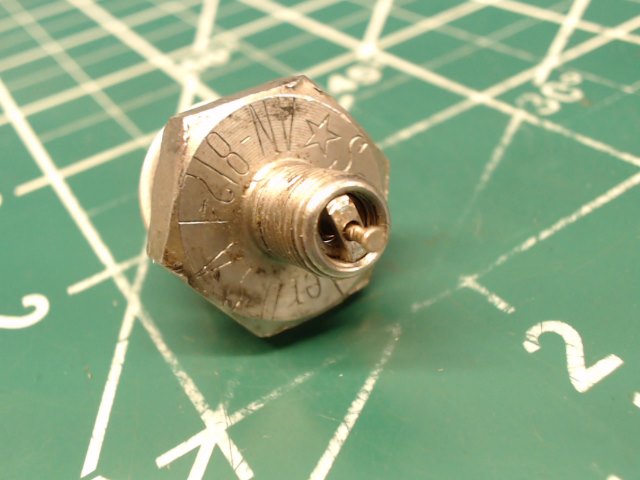 Piper 453-124 VALVE - Air valve (AN812-1)