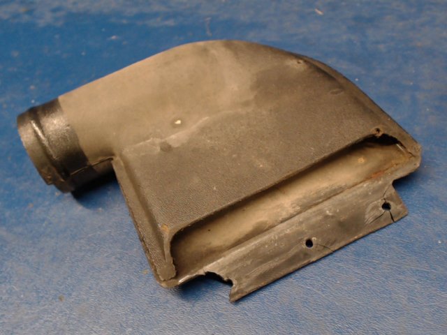 Cessna 0513386-1 Nozzle Assembly Defroster (plastic) See Details.
