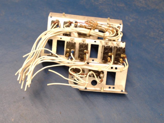 Piper NPN Piper Switch Panel with Switches
