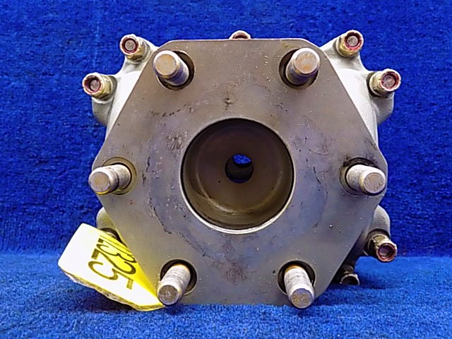 Hartzell HC-C2YK-1BF/F8 PROPELLER (HUB ONLY- no blades)