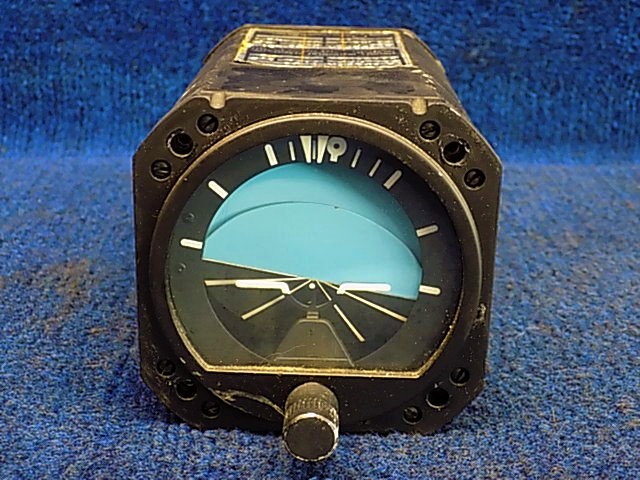 Aviation Inst 700-4CF Instrument - Attitude Gyro - Gyro Horizon