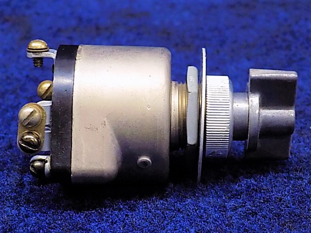 Bendix 10-357240-1 MAGNETO SWITCH-IGNITION L/R/BOTH/START w/Lever & PLACARD