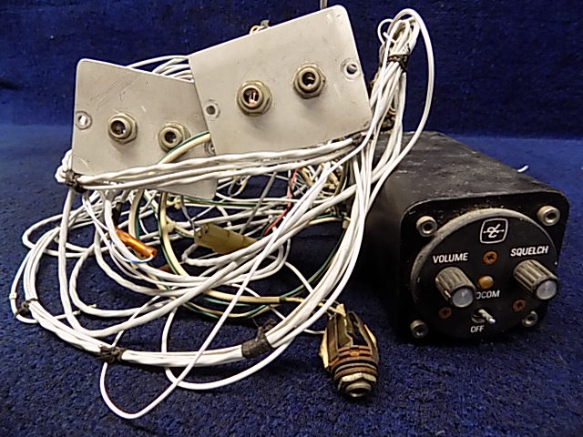 David-Clark 18486-G-01 INTERCOM (ISOCOM) 14/28 Volts W/ 9 JACKS AND COUPLER