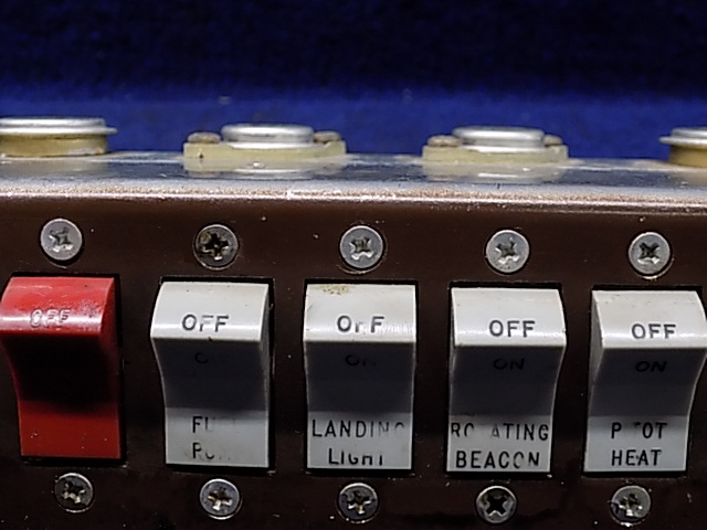 Piper NPN Panel - Switch