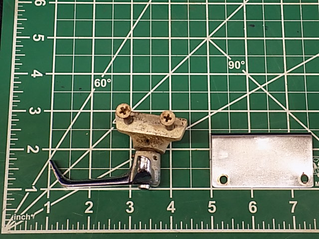 Cessna NPN Latch - LH Cabin Door Window w/ 0711021-7 Striker Plate