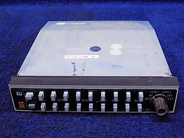Bendix King 066-1055-02 KMA-24 Audio Panel w/Marker Beacon Receiver