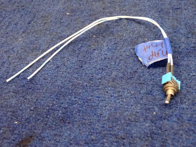 Cessna NPN Switch - Micro Toggle 3 Pole 2 Position