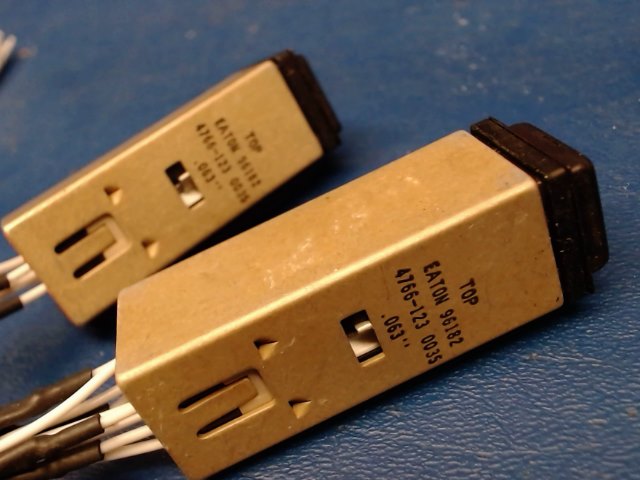 Eaton 4766-123 EATON ANNUNCIATOR-GPS APR Indicator Light Set