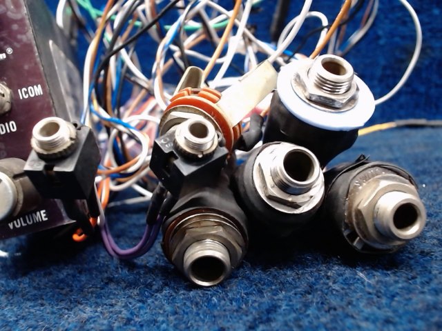 SOFTCOMM 025038 Intercom - Model ATC-2P w/ 5 Headphone Jacks