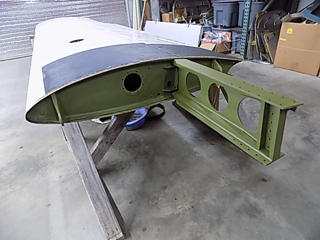 Beechcraft 169-110000-664 WING STRUCTURE- RH LESS TIP AILERON FLAP ...